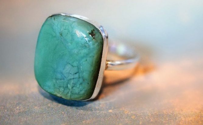 Crisoprasa | Características, formación, yacimientos, usos, beneficios