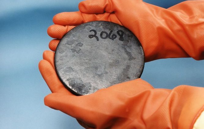 Uranio | Características, yacimientos, usos, origen | Elemento metálico