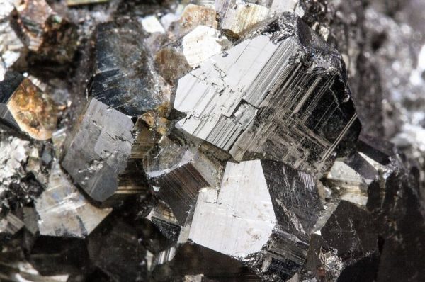 Pirita | Características, yacimientos, usos, propiedades | Mineral