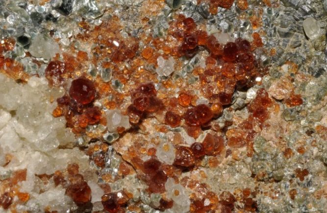 Cuprita | Características, usos, yacimientos, propiedades | Mineral